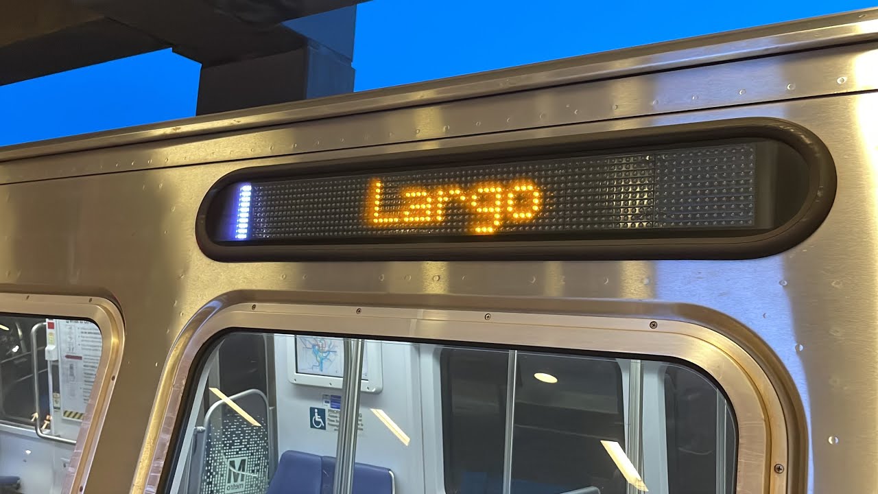 WMATA Subway: Kawasaki 7k Series ⚪️Silver Line⚪️ Train from Ashburn to ...