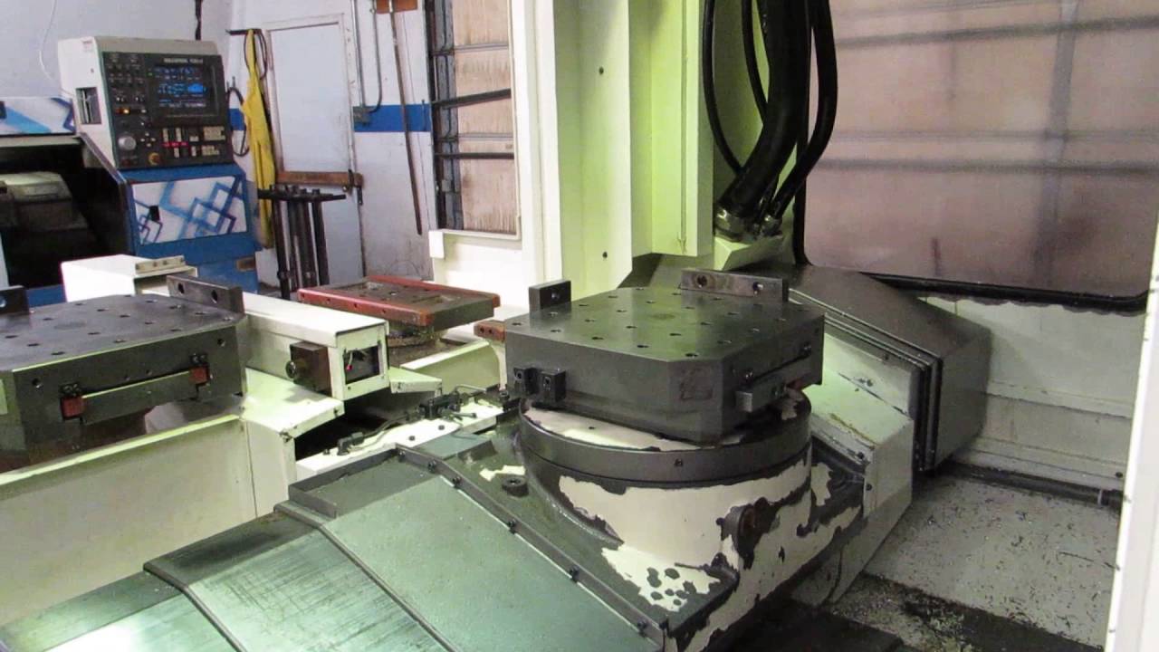 Kitamura Mycenter H400 CNC Horizontal Machining Center - YouTube