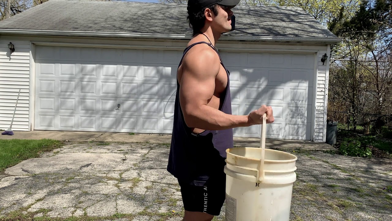 OUTDOOR BICEPS WORKOUT WITH A BUCKET - YouTube