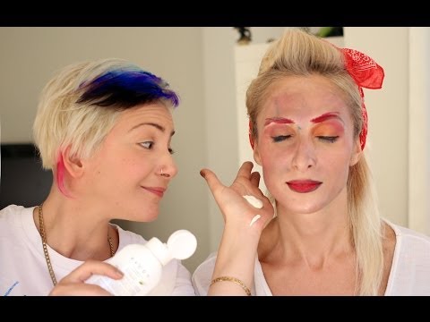 Özlem'le Gözü Kapalı Makyaj