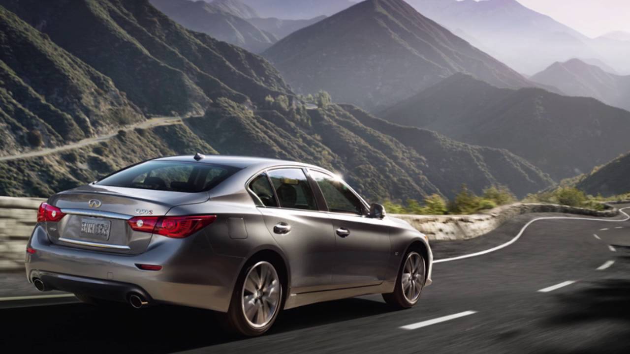 2017 INFINITI Q50 - Lane Departure Warning (LDW) and Lane Departure ...