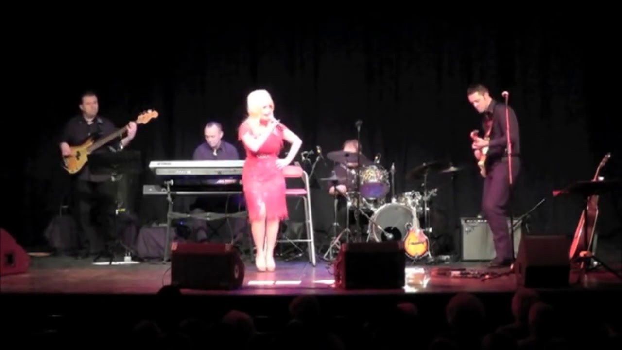 Andrea Pattison as Dolly Parton - YouTube