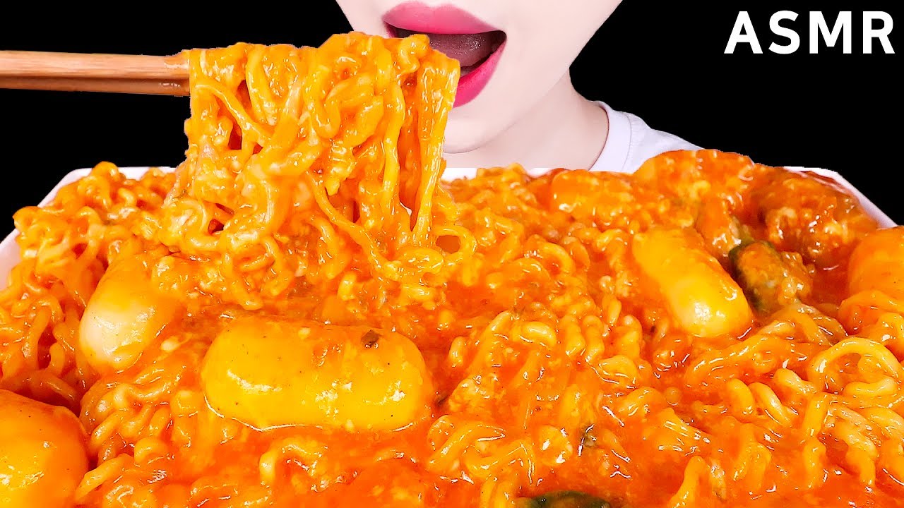 ASMR CHEESY TTEOKBOKKI WITH NOODLES (RABOKKI) 치즈 떡볶이 EATING SOUNDS MUKBANG 먹방 - YouTube