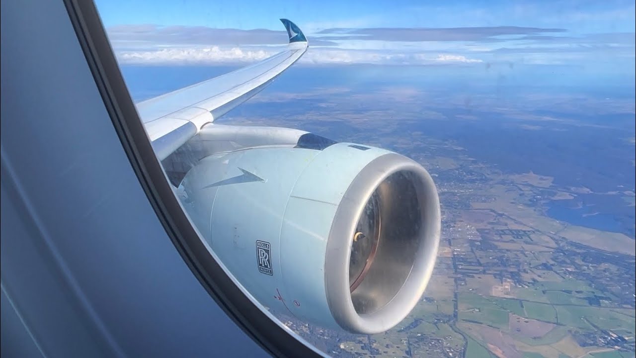[ENGINE ROAR!] Cathay Pacific A350-1000 Takeoff from Melbourne Airport ...