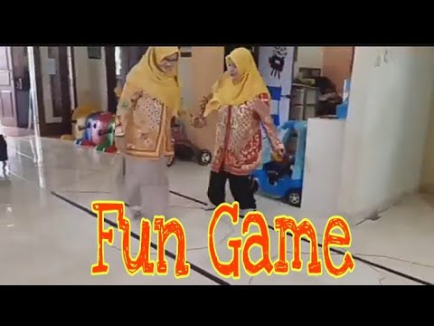 Fun Game " Berjalan Diatas Tali " - YouTube