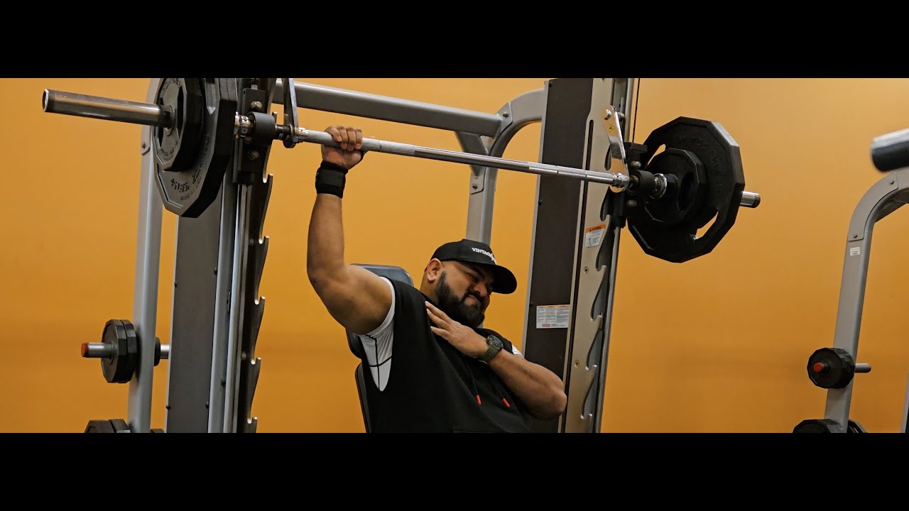 I'M GETTING STRONGER! Can I Reach 215lbs THIS YEAR? Shoulder Day - YouTube