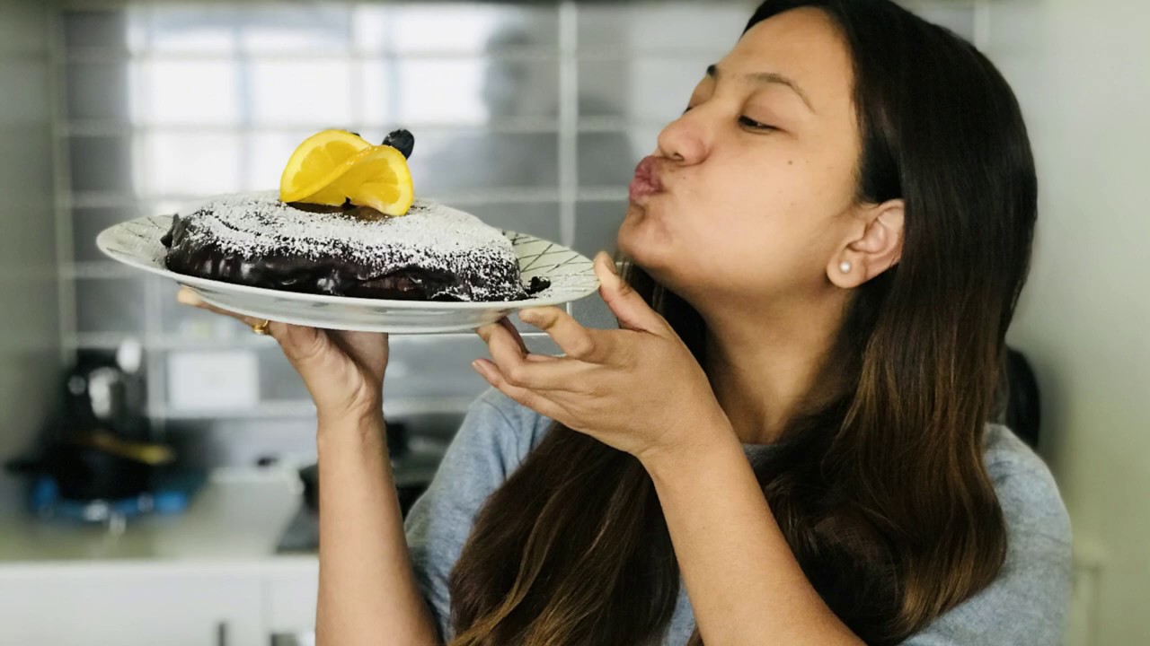 Sandhya Shrestha || Utilising free time Baking Cake - YouTube