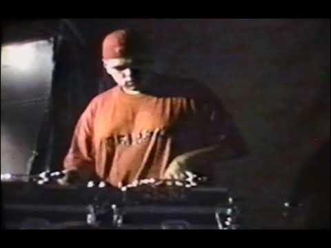 SCRIBBLE JAM 1998 DJ Battles - YouTube