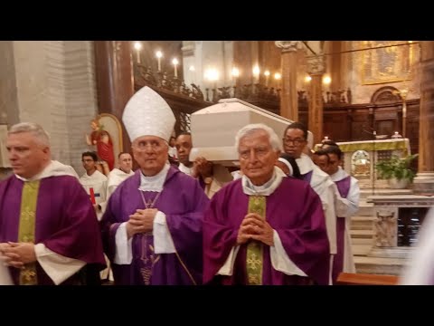 11 luglio 2024-Funerali di padre Marco, parroco di Forlì del Sannio ...