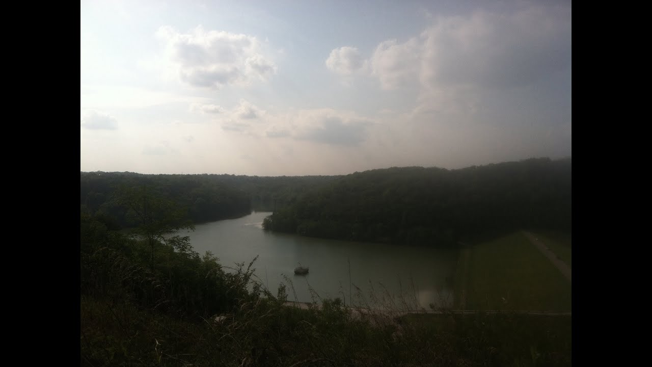Doe Run Lake, Northern Kentucky - YouTube
