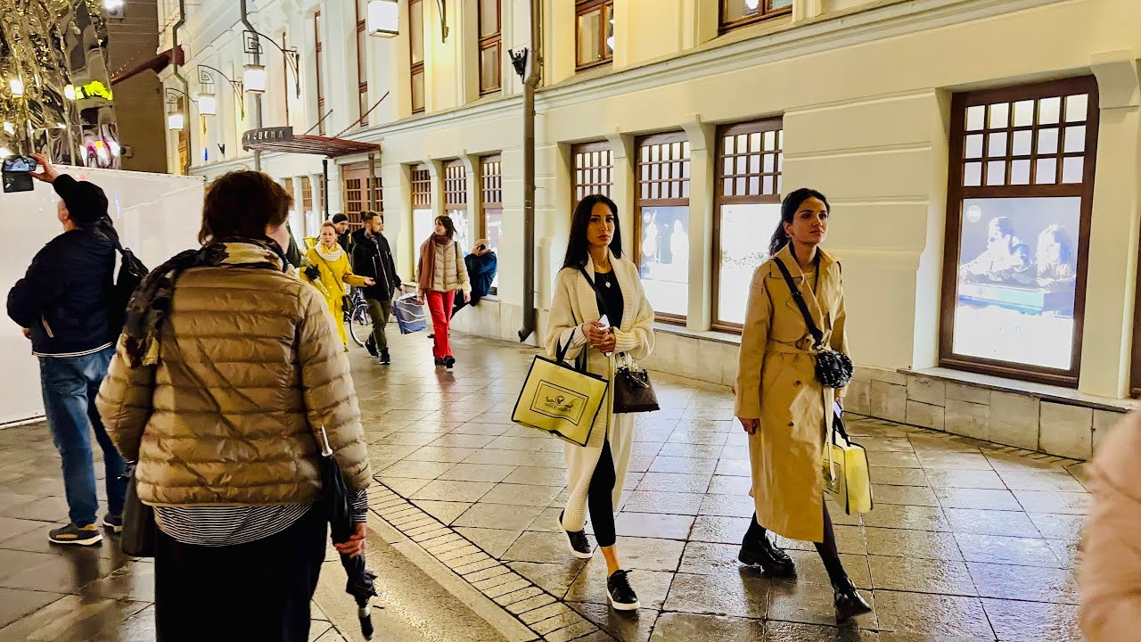 MUSIC OF THE NIGHT CITY. Walk around Moscow - YouTube