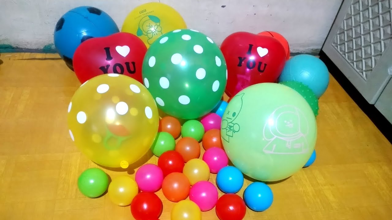 hore‼️mencari hadiah di dalam ballon warna warni,meletuskan balon ...