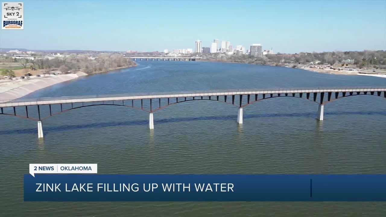 Tulsans seeing water in Zink Lake for first time - YouTube