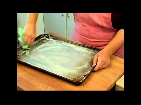 Preparing The Oven & Pan To Bake Sheet Cake - YouTube