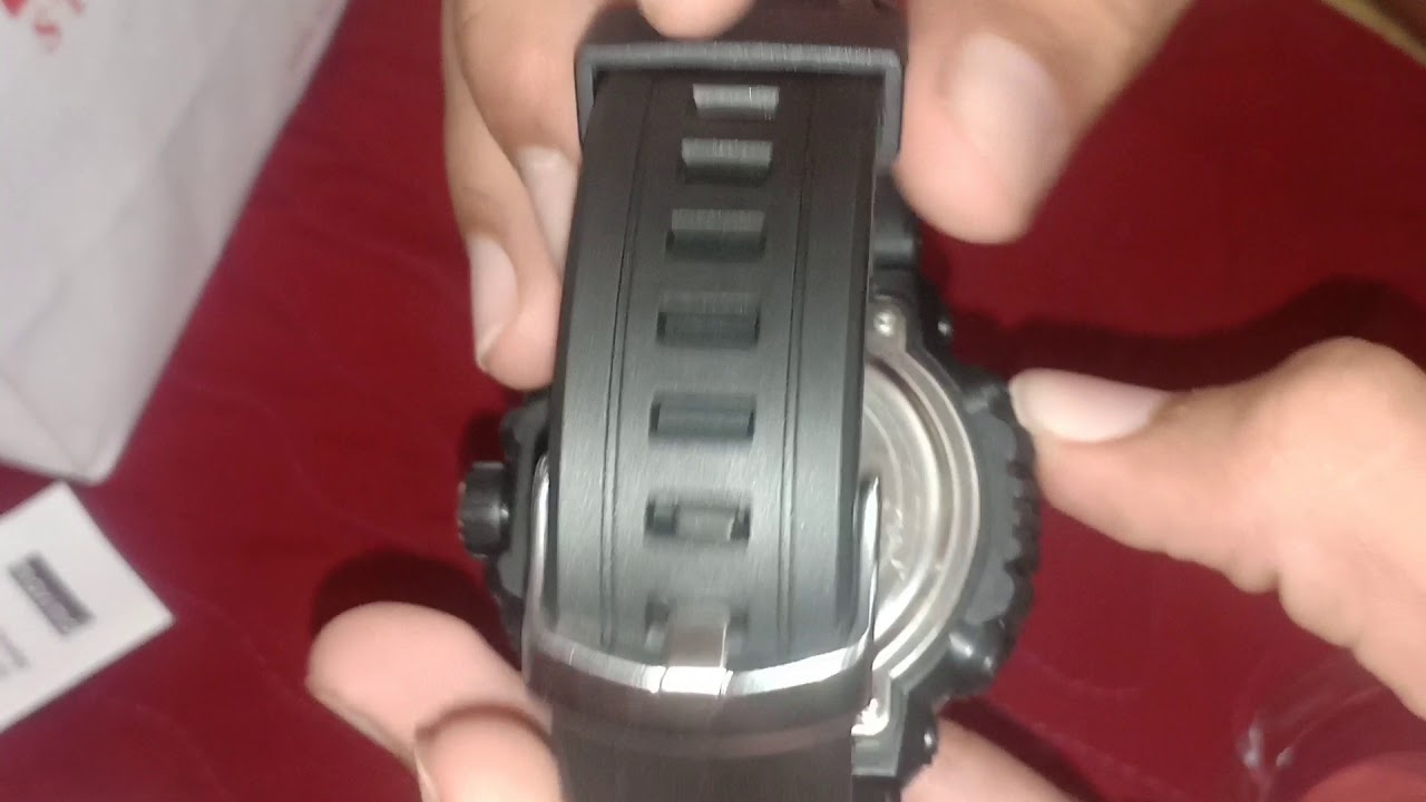 Unboxing new maxima watch - YouTube