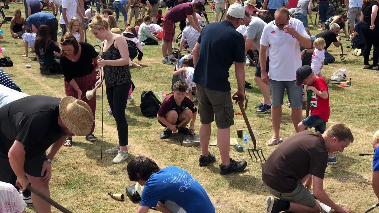 Willaston World Worm Charming Championship 2018 - YouTube