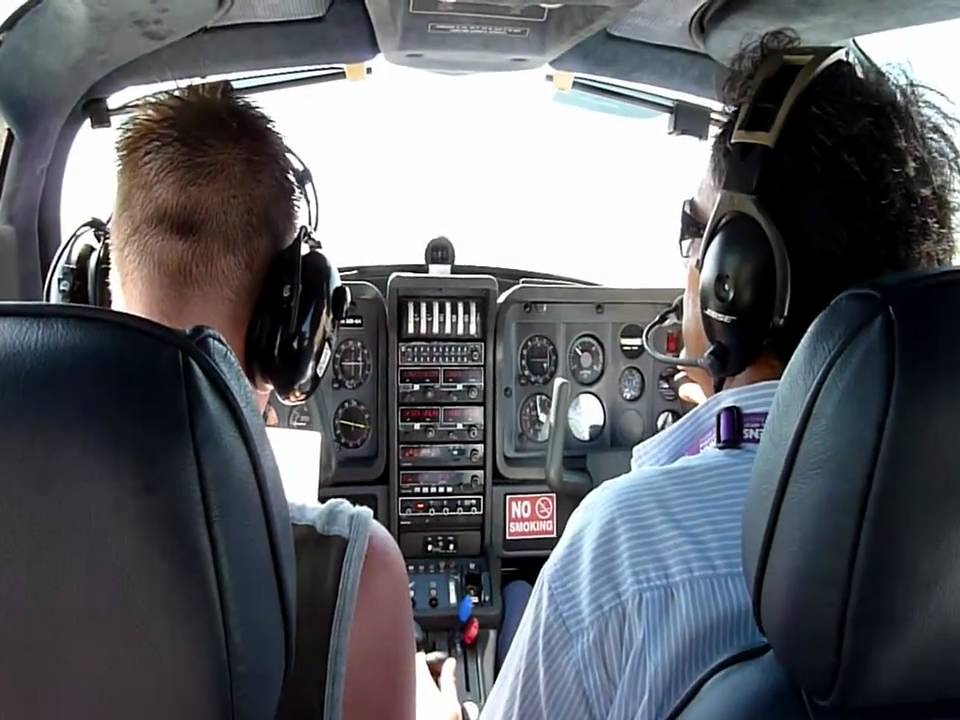 vliegen rhodos 1 - YouTube