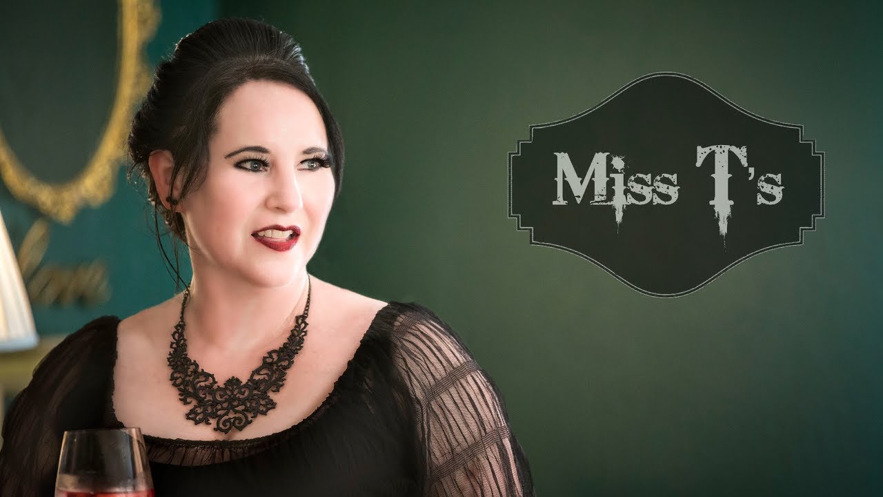 Miss T's: The Gothic Baker from New Zealand - YouTube