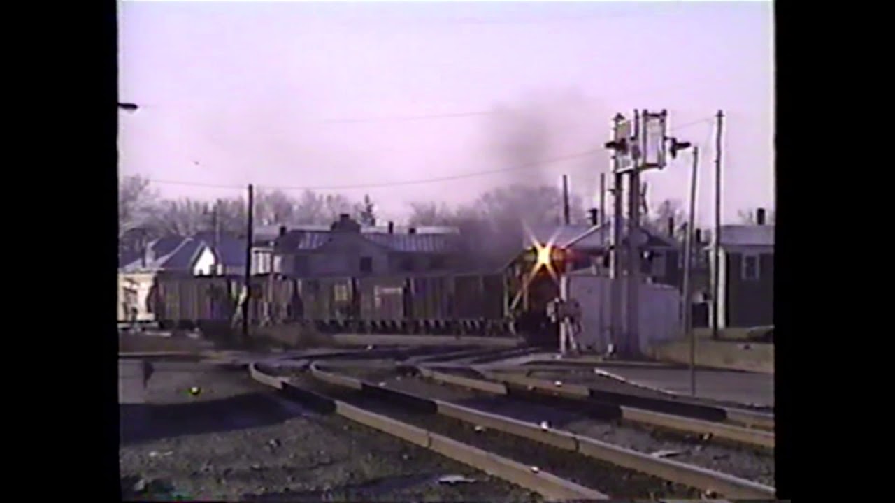 Classic CSX 1990 Queensgate Yard and Hamilton, OH - YouTube