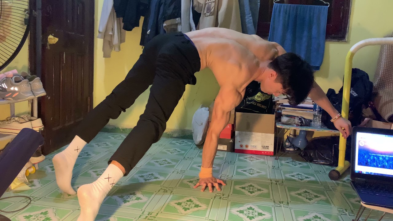 One arm planche pushup / Street Workout / Calisthenics - YouTube