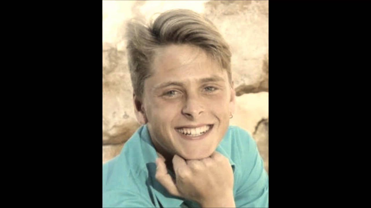 Stefano De Santis Nuovo Singolo - YouTube