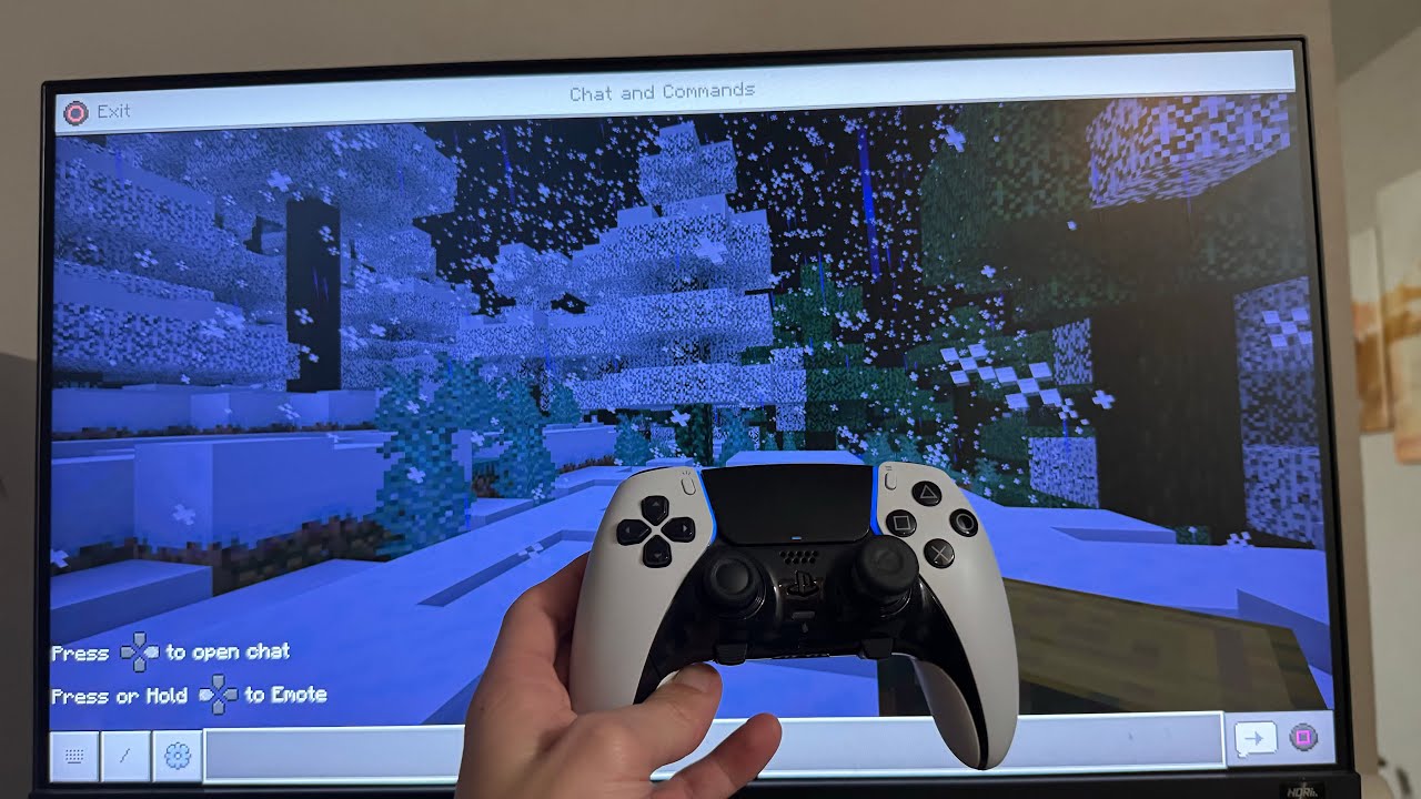 Minecraft Bedrock Edition: How to Open Chat & Send Message Tutorial ...