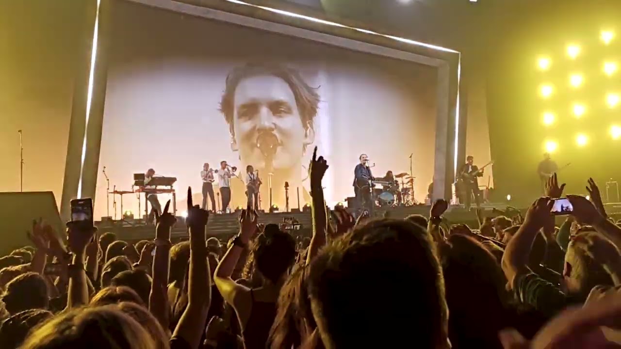 George Ezra- Shotgun || Live Concert (UK, Birmingham 2022) HD - YouTube