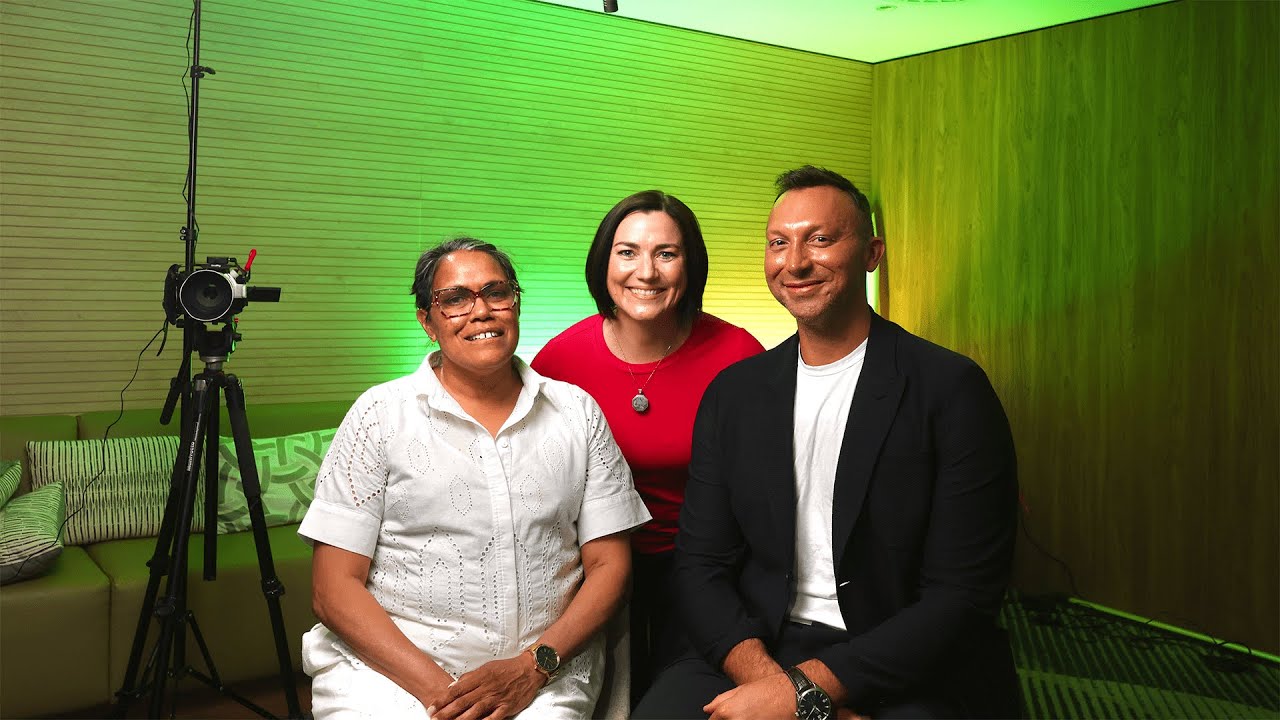 Raw: Cathy Freeman, Ian Thorpe, Anna Meares #Sydney2000 - YouTube
