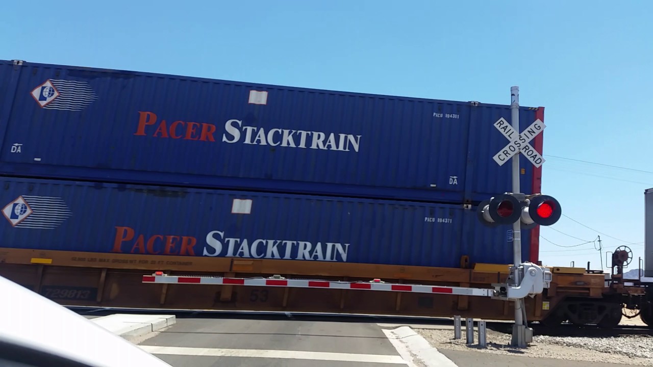 UP 8861 5962 6584 In Tacna, AZ - YouTube