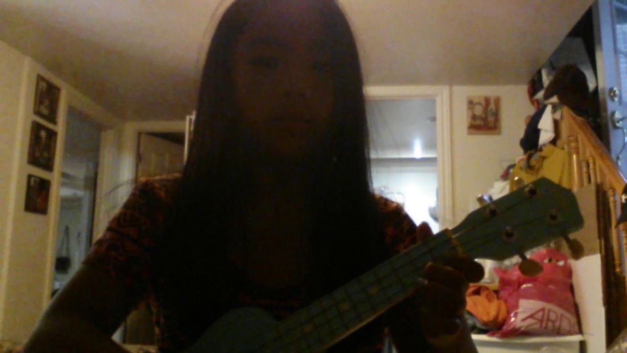 First video ukulele song !!!! - YouTube