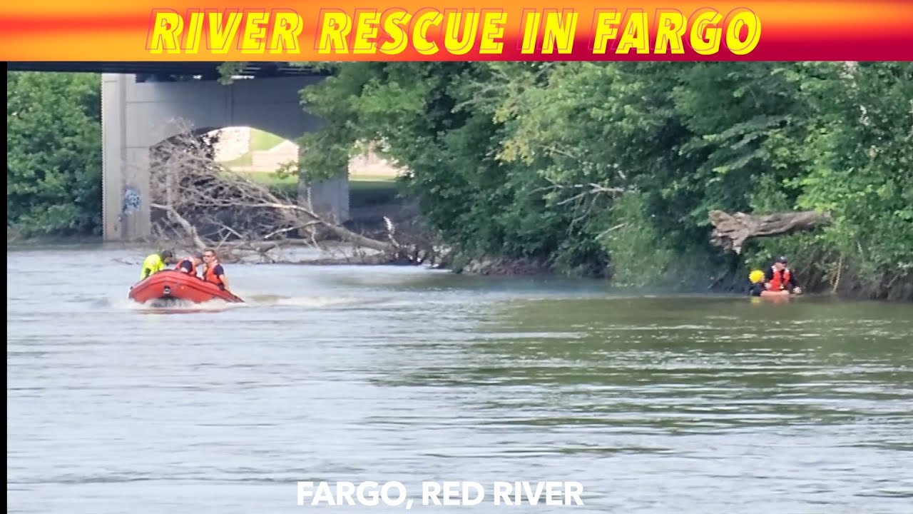 Water Rescue On Red River In Fargo Sunday Afternoon - YouTube