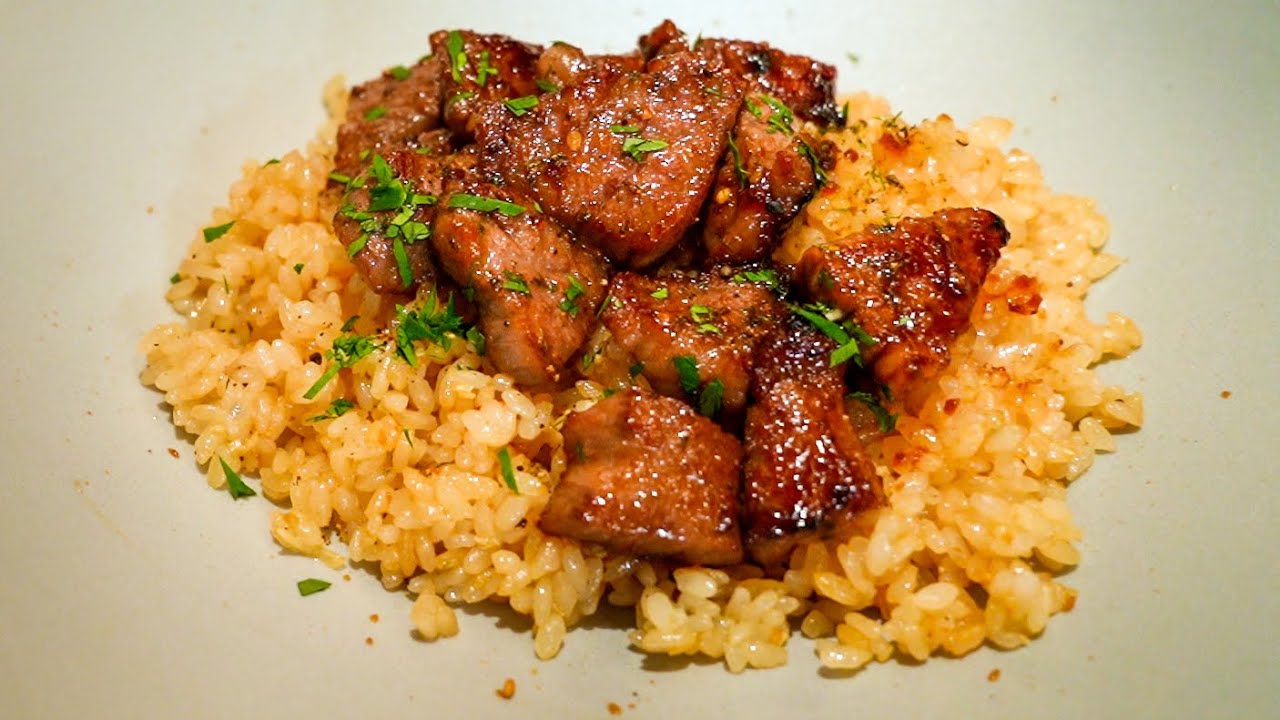 The best garlic rice / Home cooking taught by Japanese star chef ...