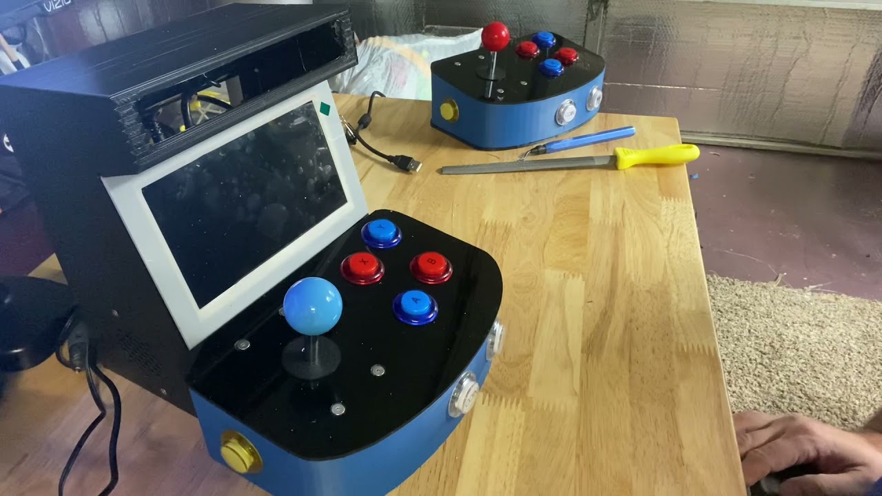 Retro-R-Cade Desktop Arcade Cabinet, Day 3 (screen) - YouTube