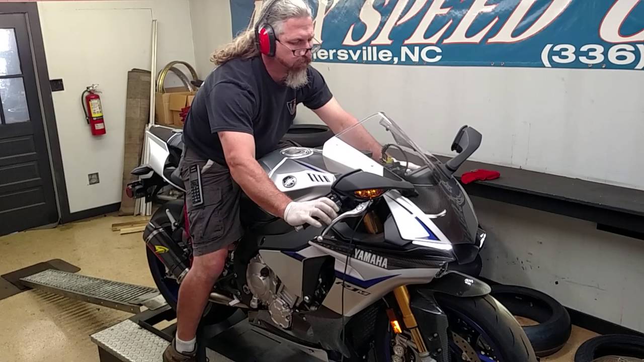 2015 Yamaha R1 M on Max Speed Cycles Dyno - YouTube