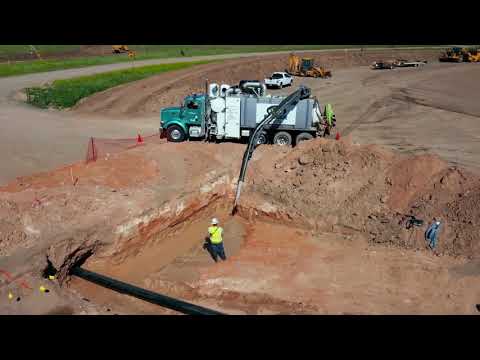 The Badger Hydrovac™: #pipeline - YouTube