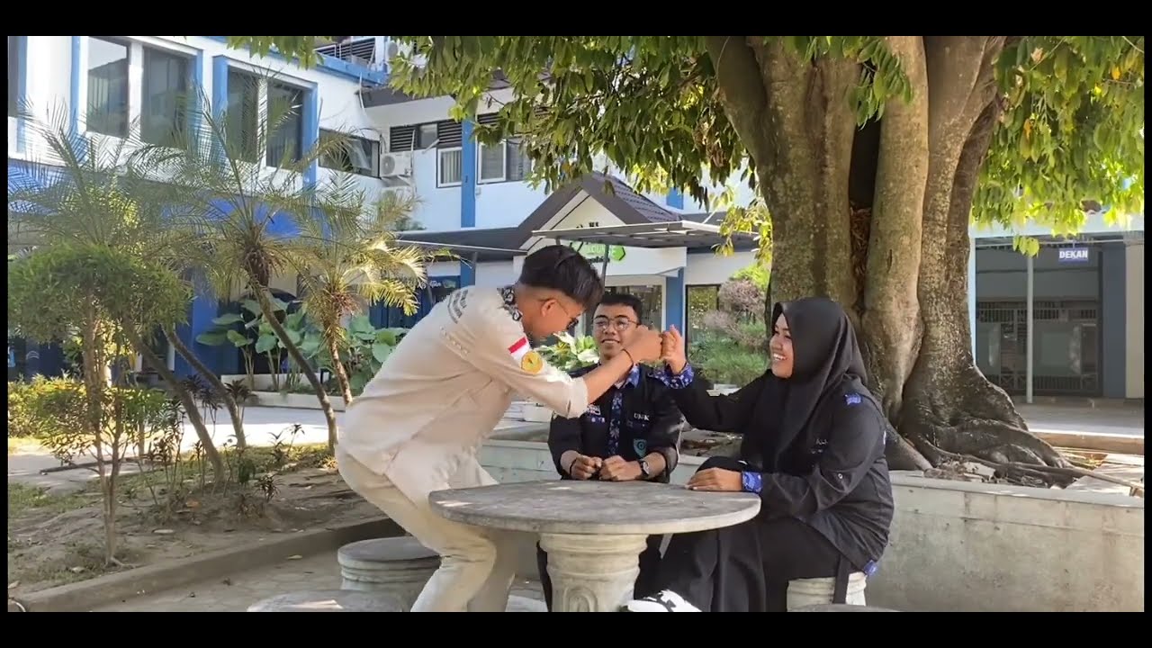 UKF KEWIRAUSAHAAN 2024 - YouTube