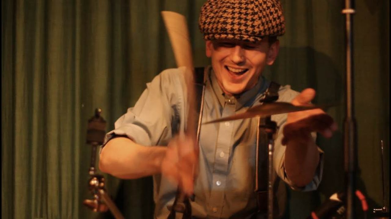 Clay Bottom Jug Busters - Yolanda (Ever Lovin' Jug Band) - YouTube