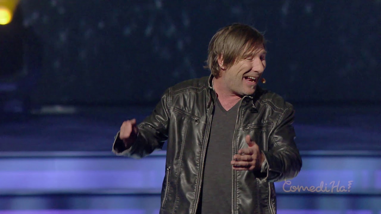 PETER MACLEOD \\ ComediHa! - YouTube