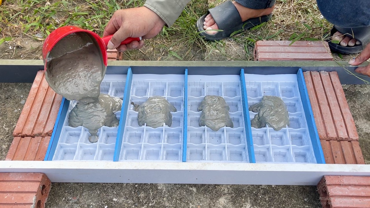 Cement and Cake Trays - The idea is to use cement and cake trays to ...