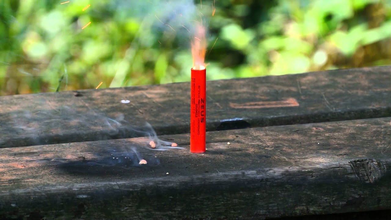 Zeus Special von Di Blasio Elio * Italian Firework * - YouTube