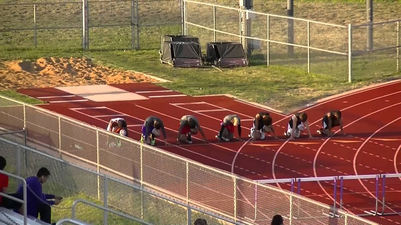 2014 Elgin Wildcat Relays boys 110 hurdles Jared Sampson - YouTube