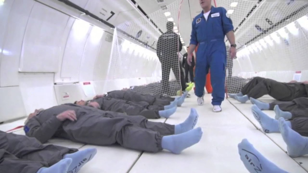 airZeroG Weightless Flight Team Moon 25th October 2013 Bordeaux - YouTube