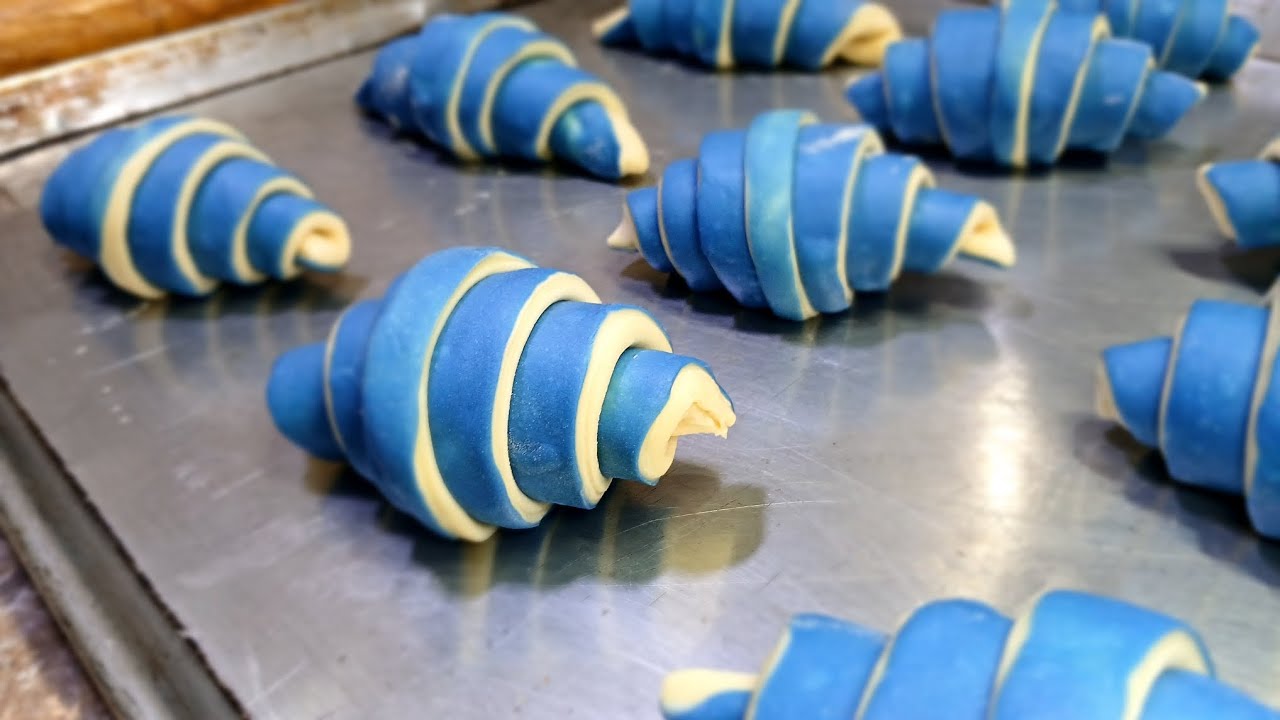 Croissant bicolor, Croissant receta fácil, masa danesa. - YouTube