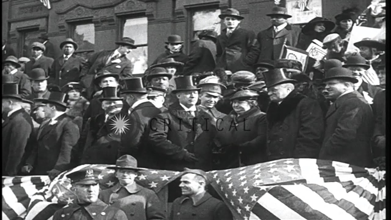 Victory Parade in honor of returned African American troops from 369th ...