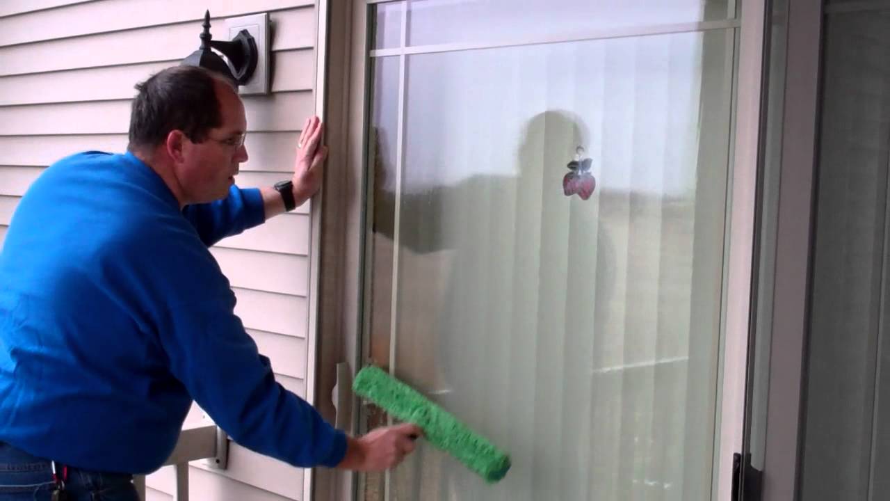Side by side test of both window cleaning soaps - YouTube