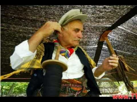 Şemsi Belli - Aramayın Beni Başka Yerlerde