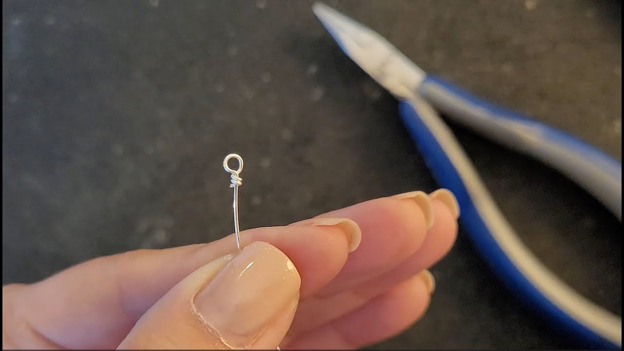 How To - Make basic loops for making jewelry - YouTube