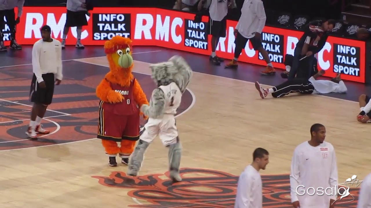 Basketball Mascot dancing Salsa - YouTube