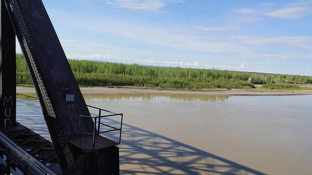 Alaska Rail bridge over the Nenana - YouTube