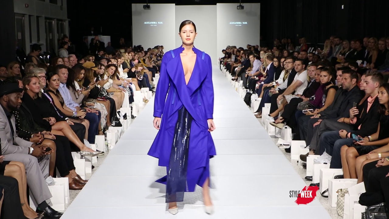 ALEXANDRA NAM SHOW 2017 - YouTube